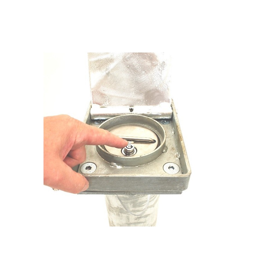 No Parking RB-200B Retractable Telescopic Security Bollard & Post.